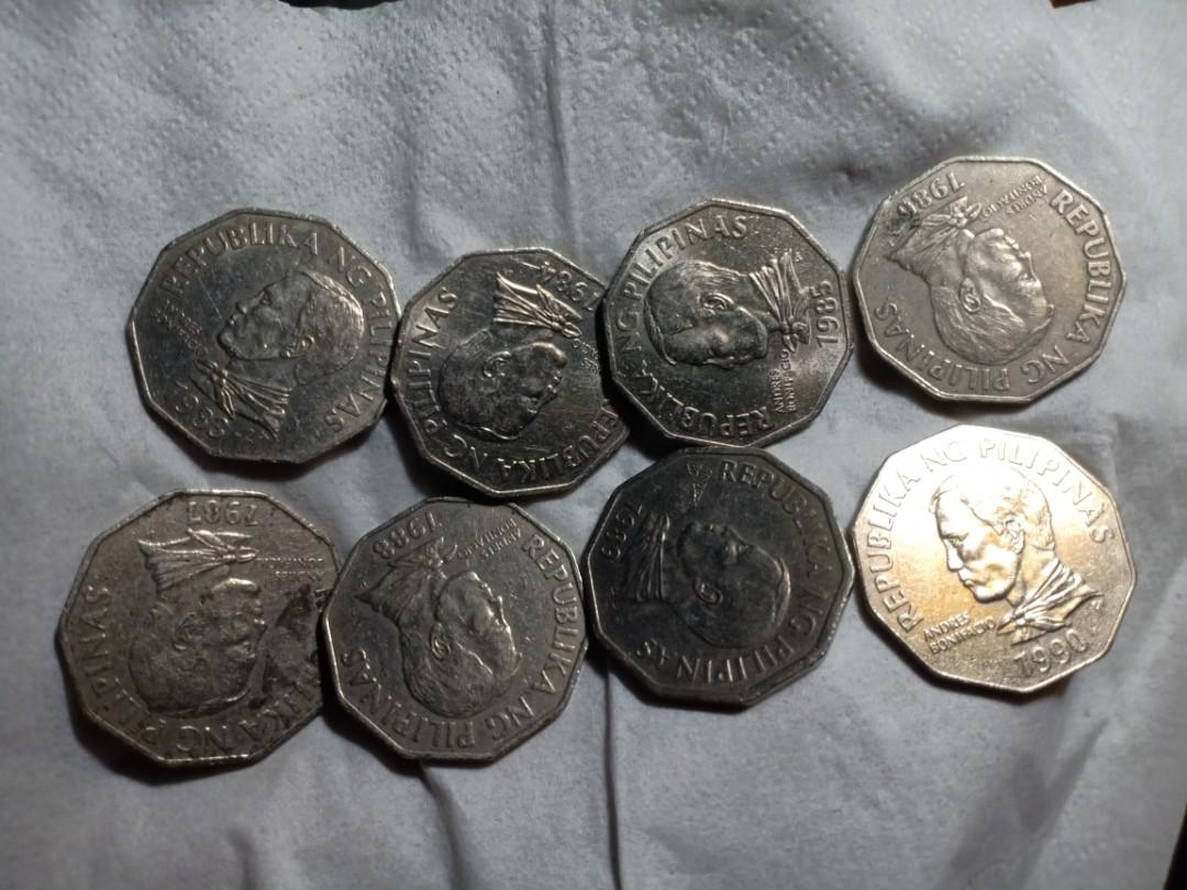 Big type 2 piso niyog set 1983-1990 400 per set, Hobbies & Toys ...