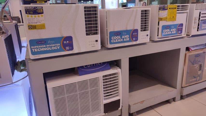 CARRIER WINDOW TYPE AIRCON, TV & Home Appliances, Air Conditioning and ...