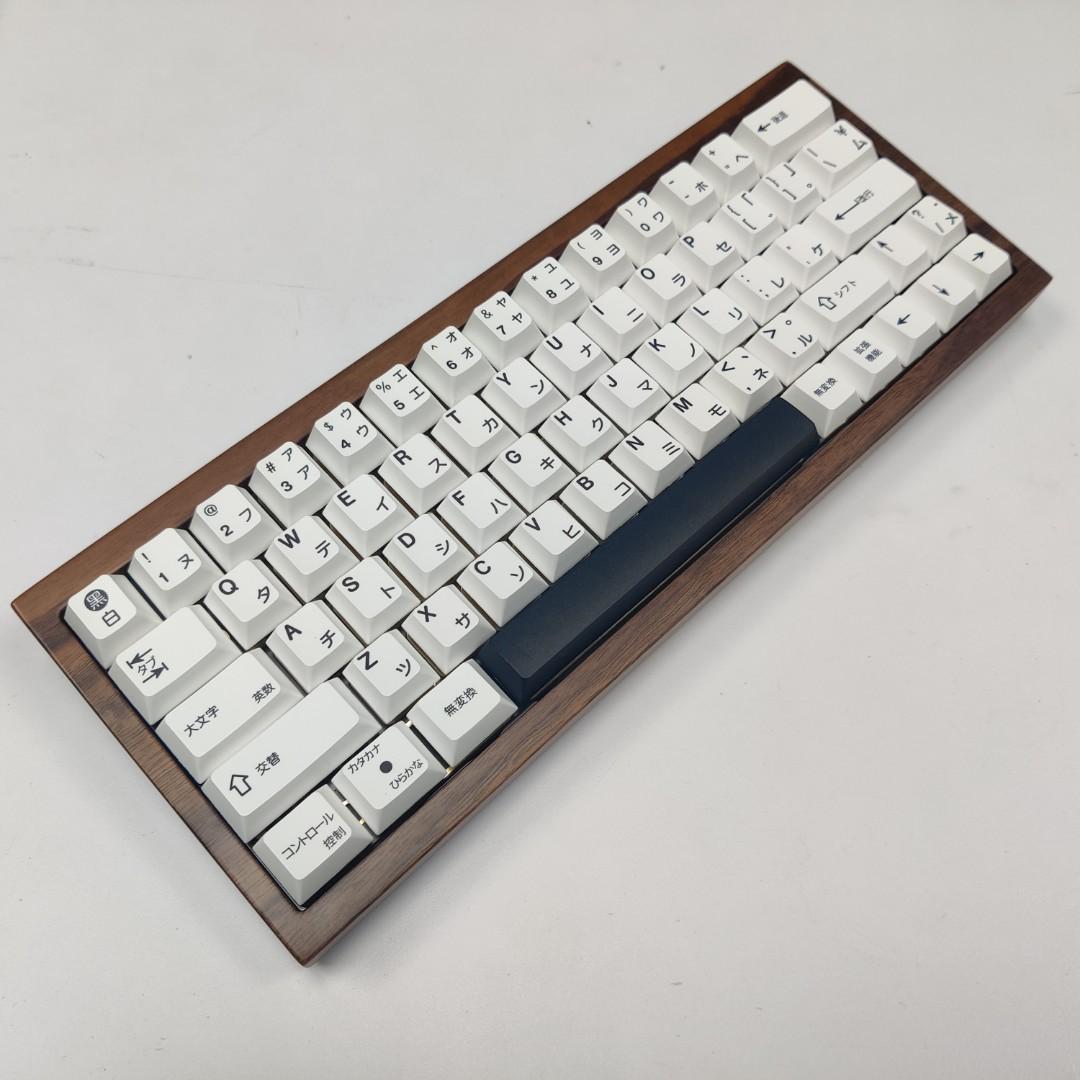 Custom 60% keyboard Walnut Tofu60, Computers & Tech, Parts ...