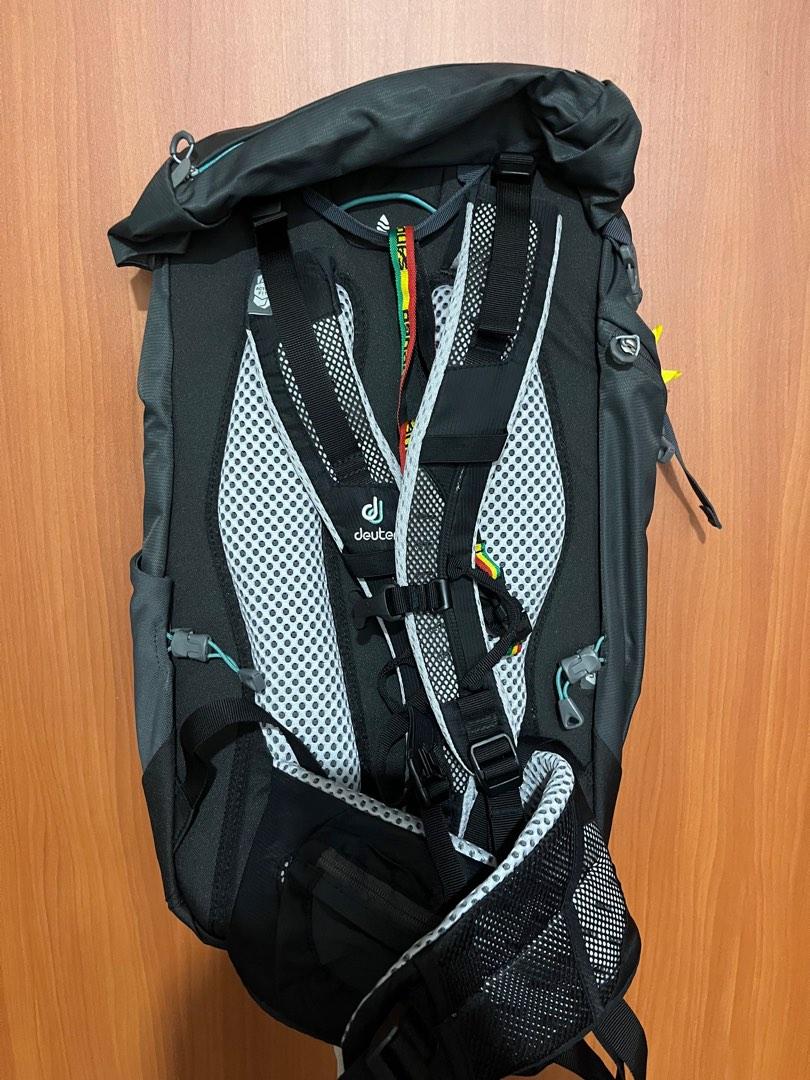 Deuter Mountain Backpack (graphite black), Men's Fashion, Bags ...