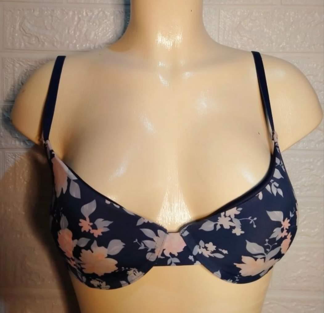 Gigi Amore Bra (32-34B), Women's Fashion, Undergarments & Loungewear on Carousell