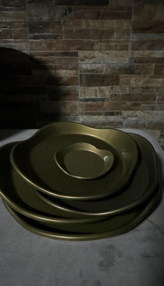 Golden Pots & Catch Plates for Planters - To Mayon St QC, Furniture ...