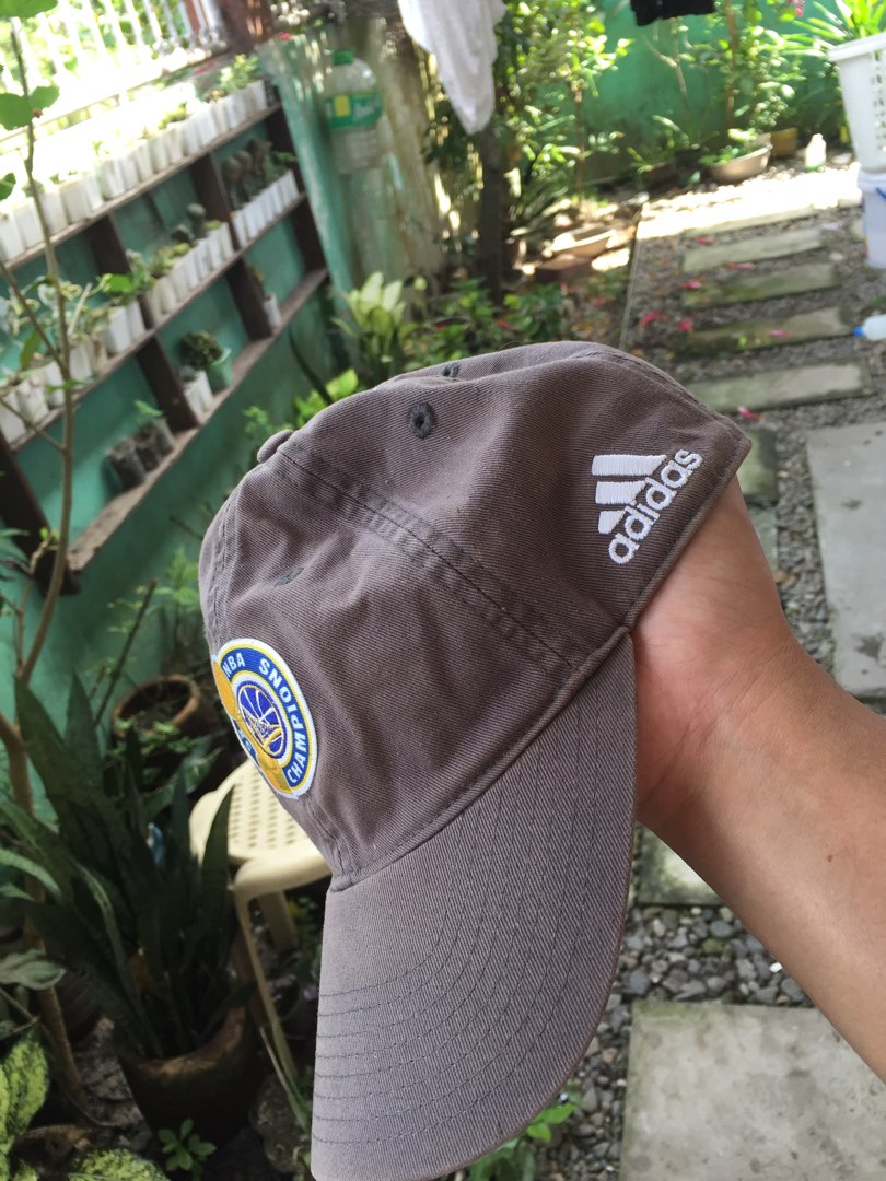 GSW 2017 Champion, Men's Fashion, Watches & Accessories, Caps & Hats on Carousell