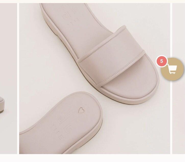 Hue Manila Cali in Biscotti, Women's Fashion, Footwear, Sandals on ...