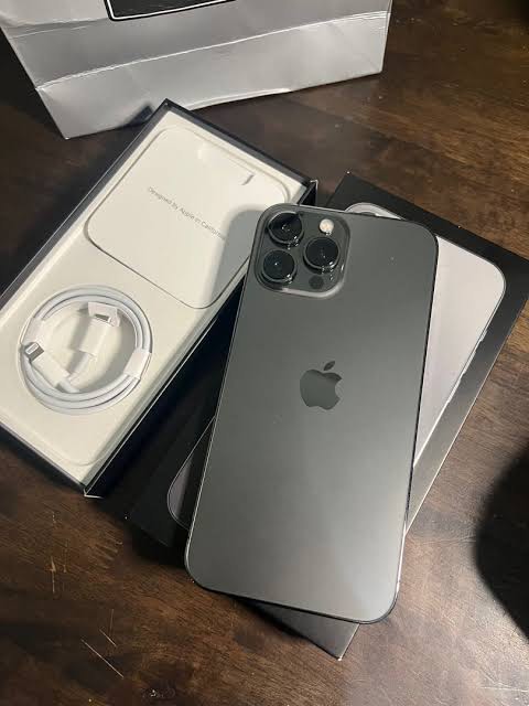 Iphone 13 Pro Max Graphite 2nd Hand SMART LOCKED 128GB, Mobile Phones ...