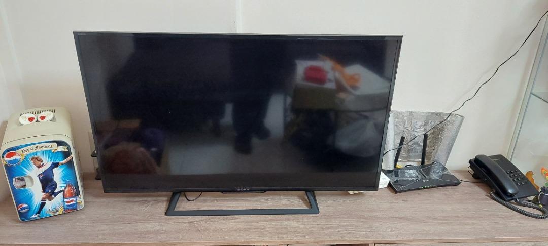 LED 42 inches, TV & Home Appliances, TV & Entertainment, TV on Carousell