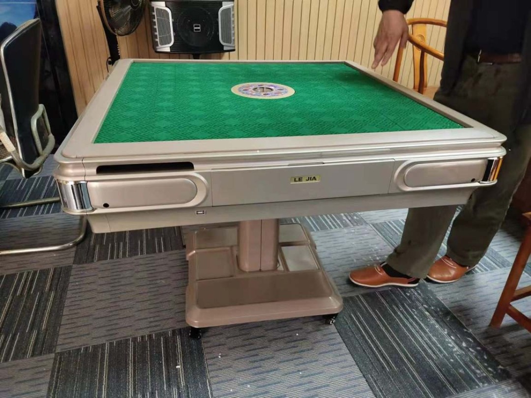 Mahjong automatic table, Sports Equipment, Other Sports Equipment and ...