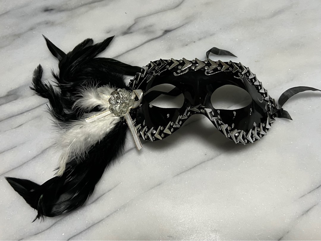 Masquerade Mask with Trim and Side Feather, Hobbies & Toys, Stationery ...