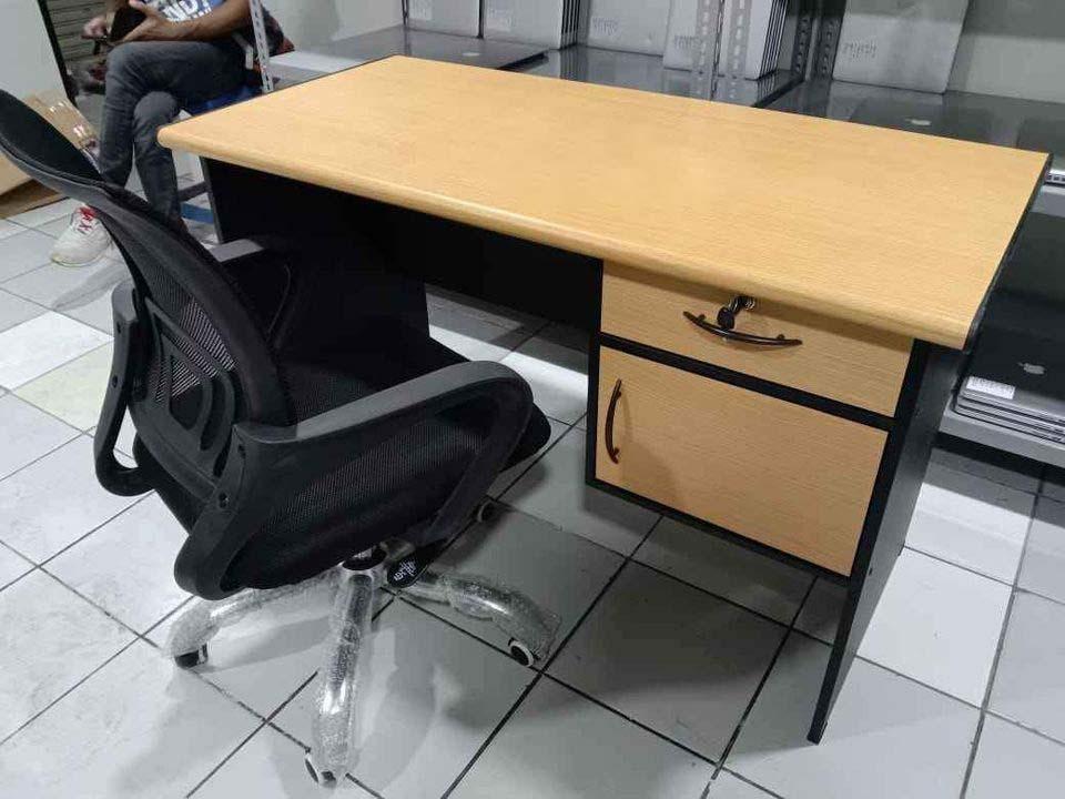 Meja Kerja Dan Kursi Jaring Import Meja Kantor Lunar Bagus Meja Belajar Murah Perabotan Rumah