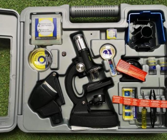 Micro-Science Deluxe Microscope, Hobbies & Toys, Toys & Games on Carousell