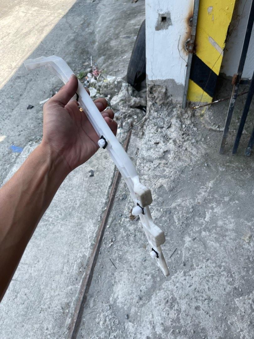 MIRAGE G4 REAR BUMPER RETAINER(right hand), Car Parts & Accessories ...