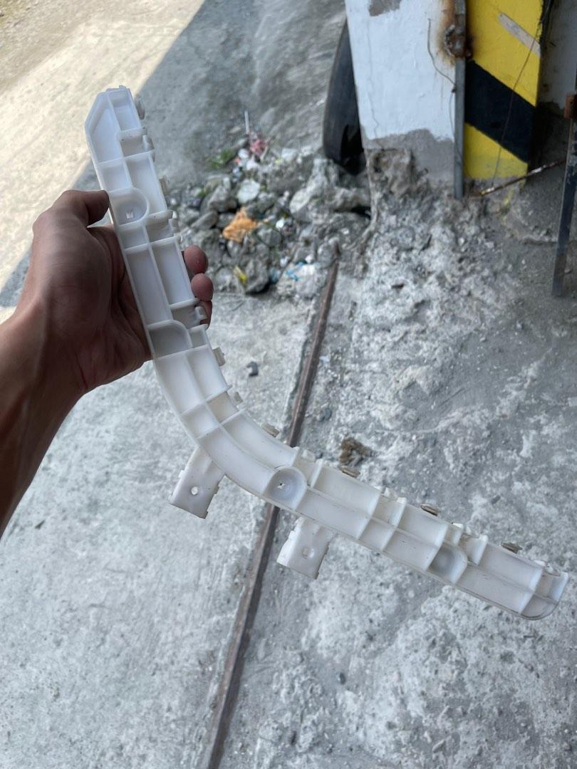 MIRAGE G4 REAR BUMPER RETAINER(right hand), Car Parts & Accessories ...