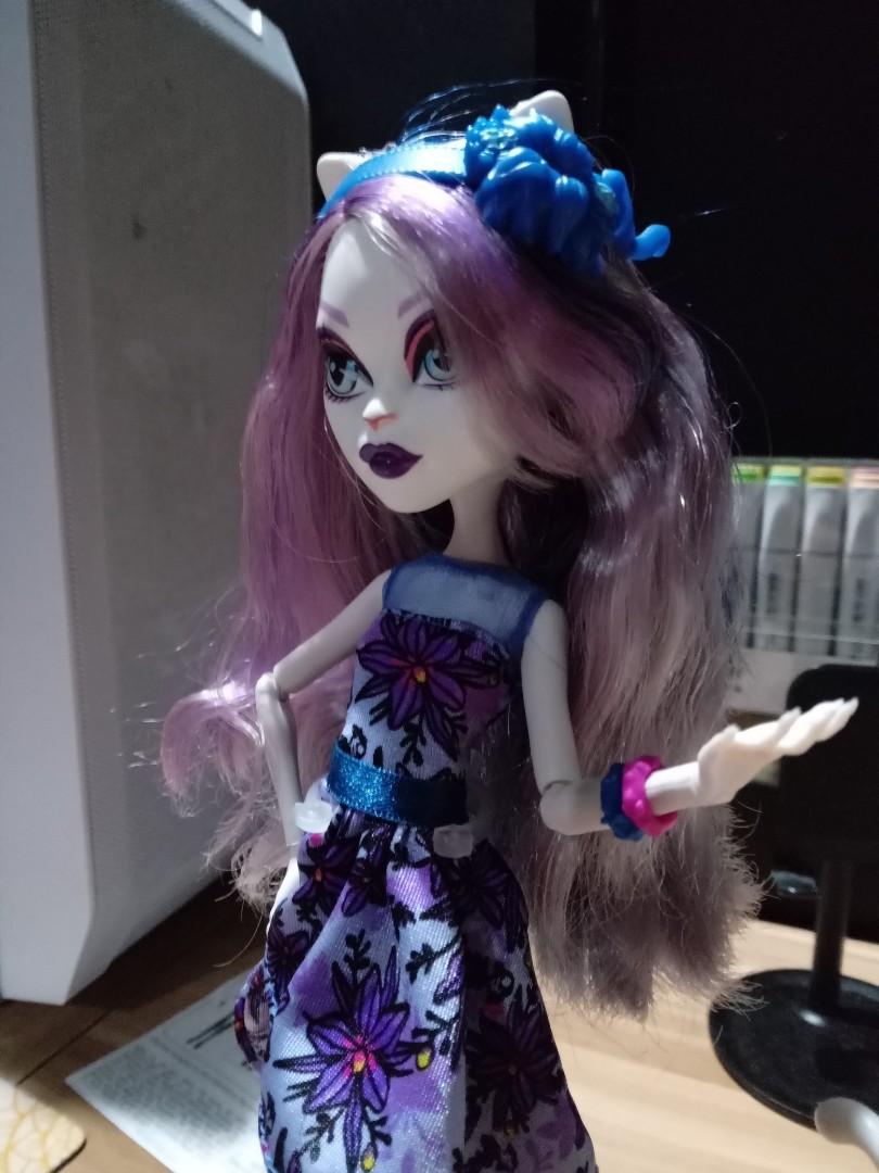 Monster High - Catrine DeMew, Hobbies & Toys, Toys & Games on Carousell