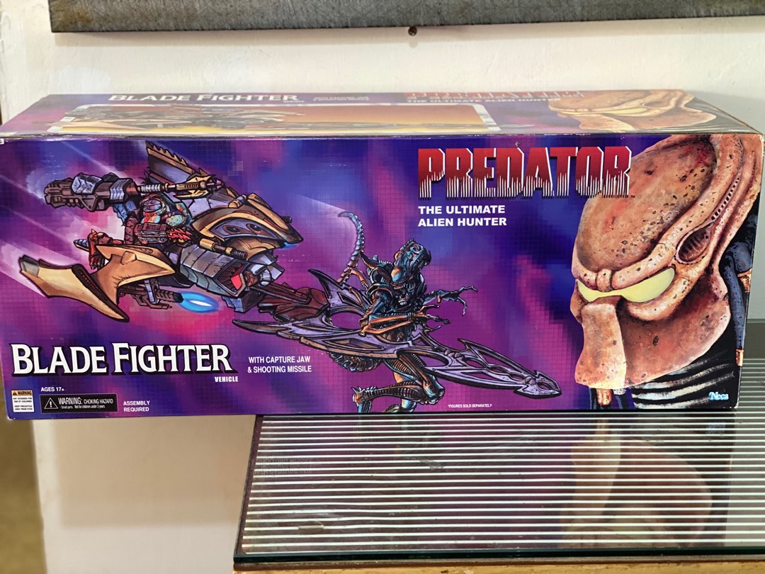 Neca Predator Blade Fighter 鐵血戰士 戰機 $500, 興趣及遊戲, 玩具 & 遊戲類 - Carousell
