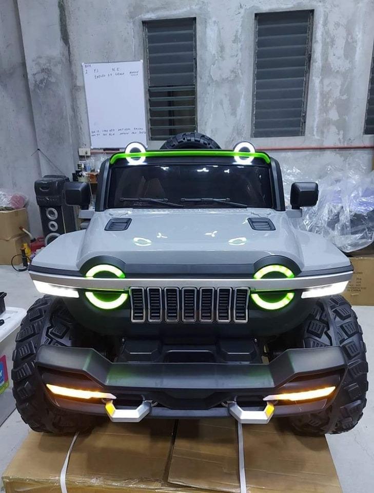 NEW BIG JEEP WN 1166, Hobbies & Toys, Toys & Games on Carousell