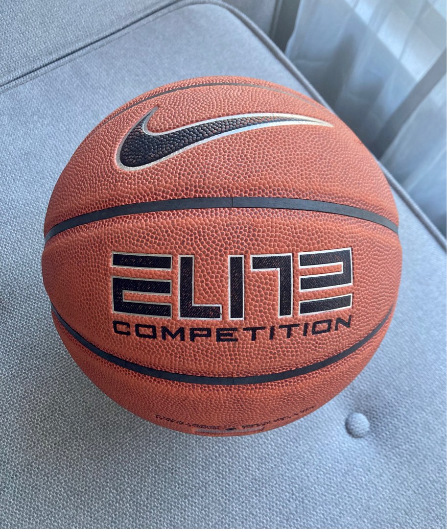 Nike Elite Competition Basketball, 運動產品, 其他運動配件 - Carousell