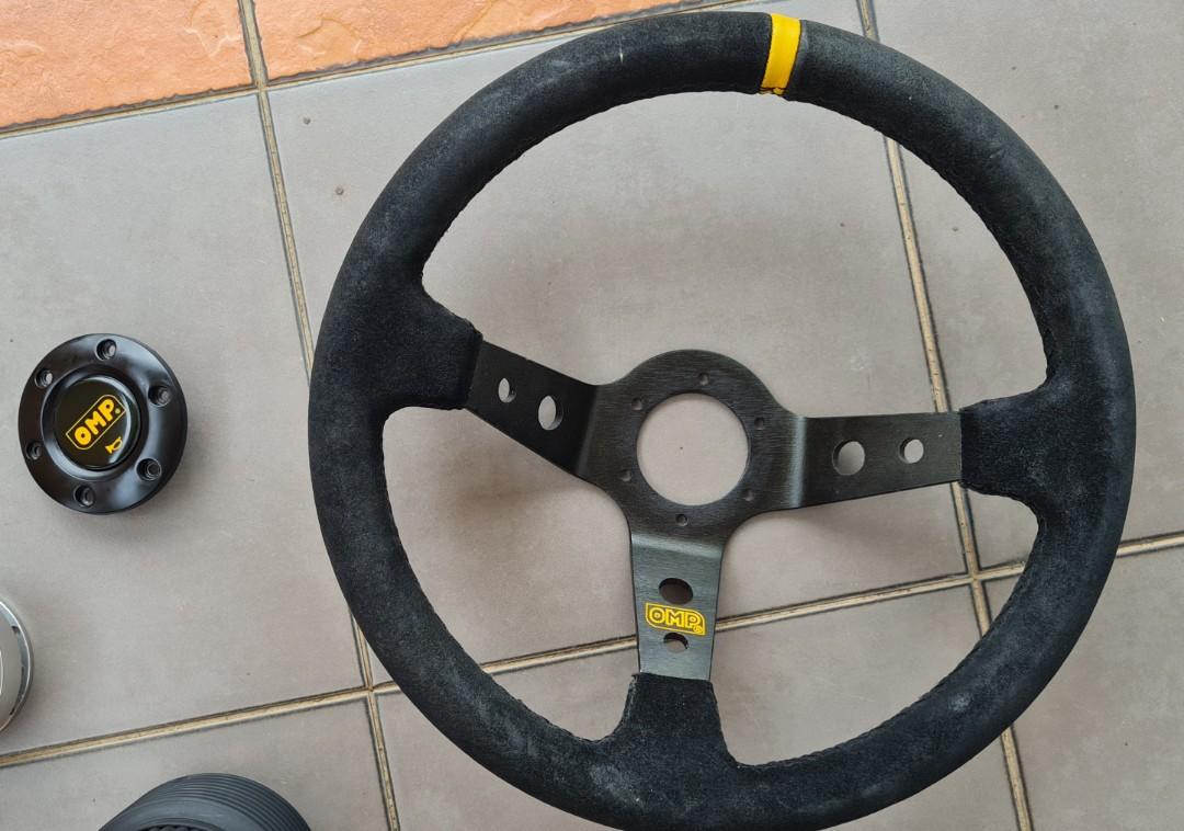 OMP nardi momo, Car Accessories, Accessories on Carousell