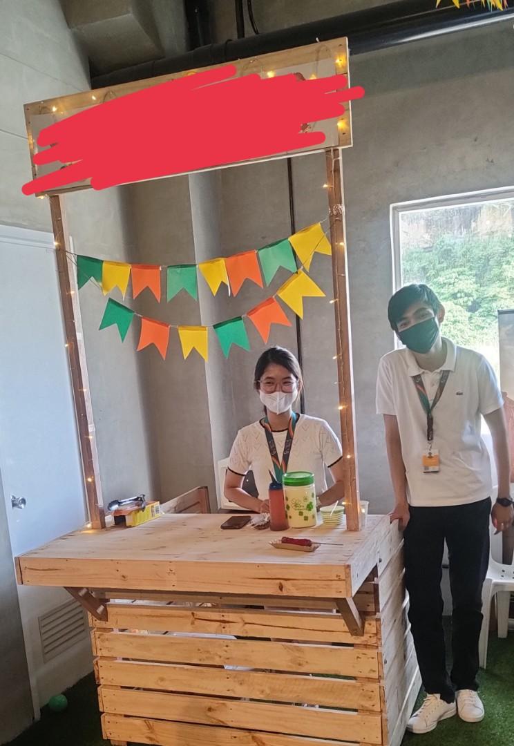 Pallet kiosk, Furniture & Home Living, Outdoor Furniture on Carousell