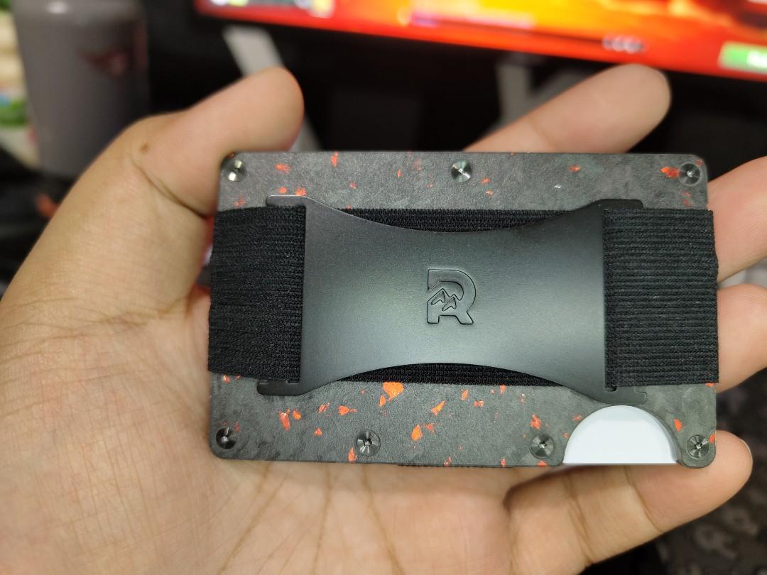Ridge Wallet Forged Ember Carbon Fiber, Men's Fashion, Watches ...