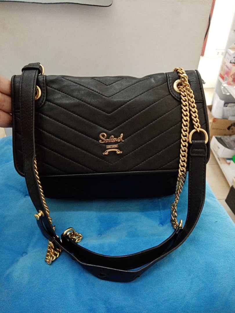 SALAD BAG, Women's Fashion, Bags & Wallets, Cross-body Bags on Carousell