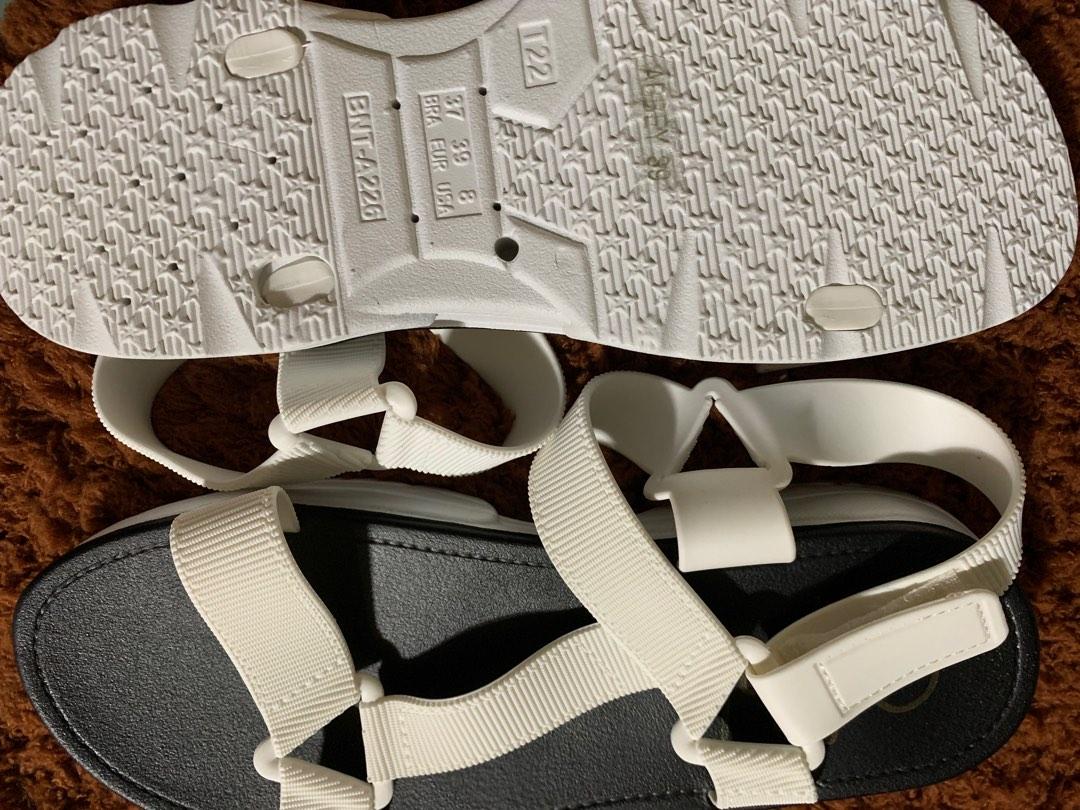 SOFAB ANNA FLAT SANDALS, Women's Fashion, Footwear, Slippers and slides ...