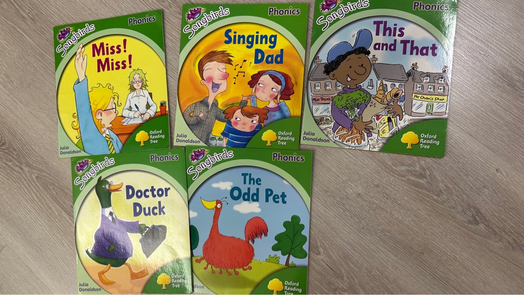 Songbirds Phonics Stage 2, 興趣及遊戲, 書本 & 文具, 小朋友書 - Carousell