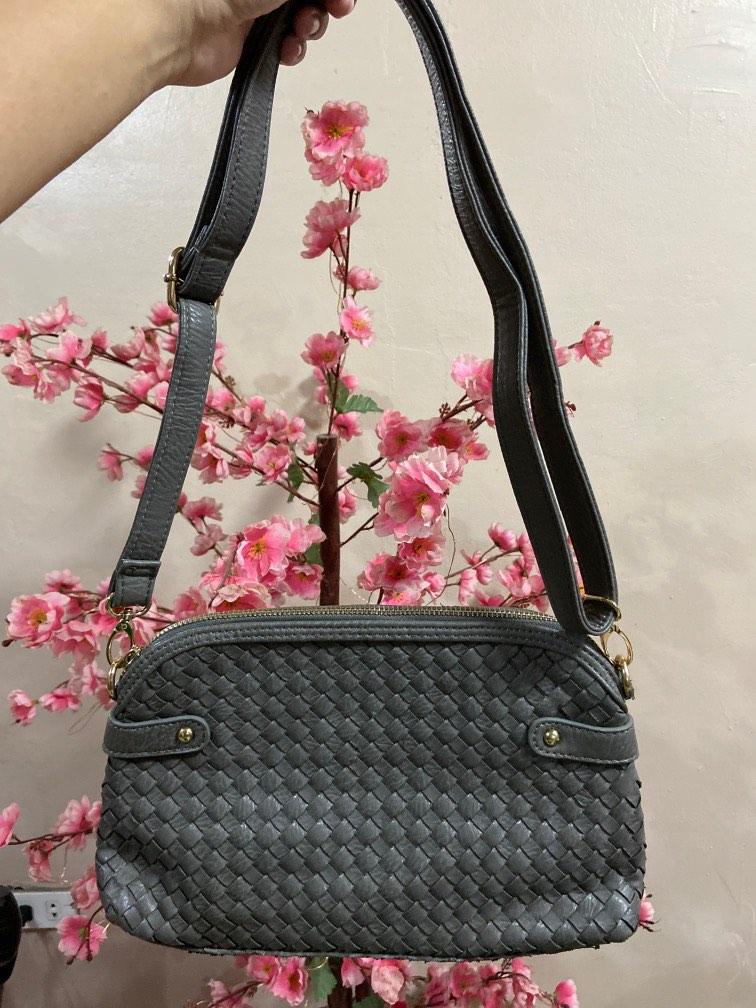 SSAMZIE Gray Banig Bag, Women's Fashion, Bags & Wallets, Shoulder Bags ...