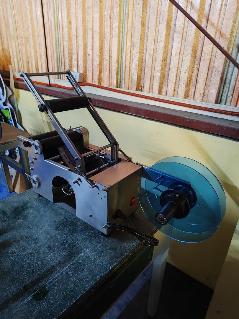 Stickering Machine, Commercial & Industrial, Industrial Equipment on ...