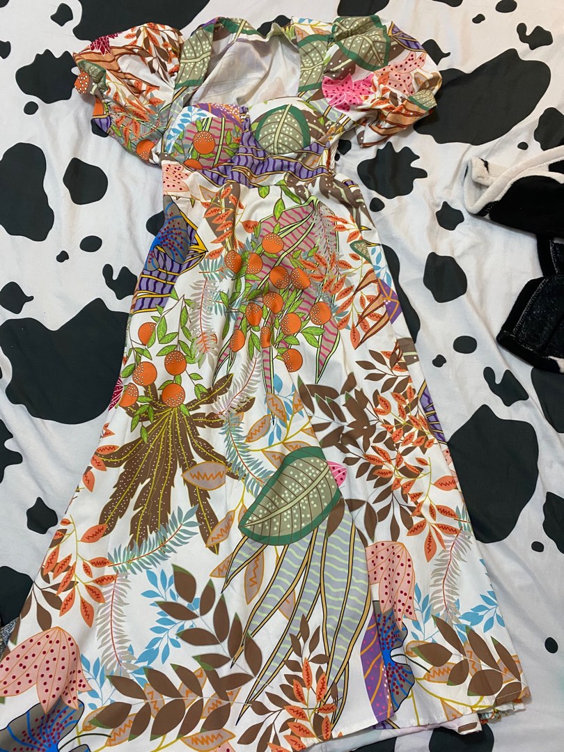 Vietnam Puff Sleeves Padded Dress, Women's Fashion, Dresses & Sets ...