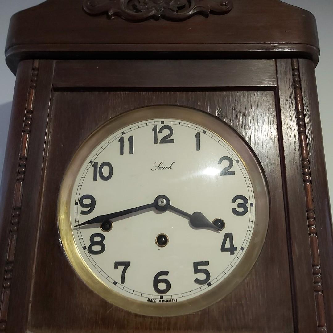 Vintage clock, Furniture & Home Living, Home Decor, Clocks on Carousell