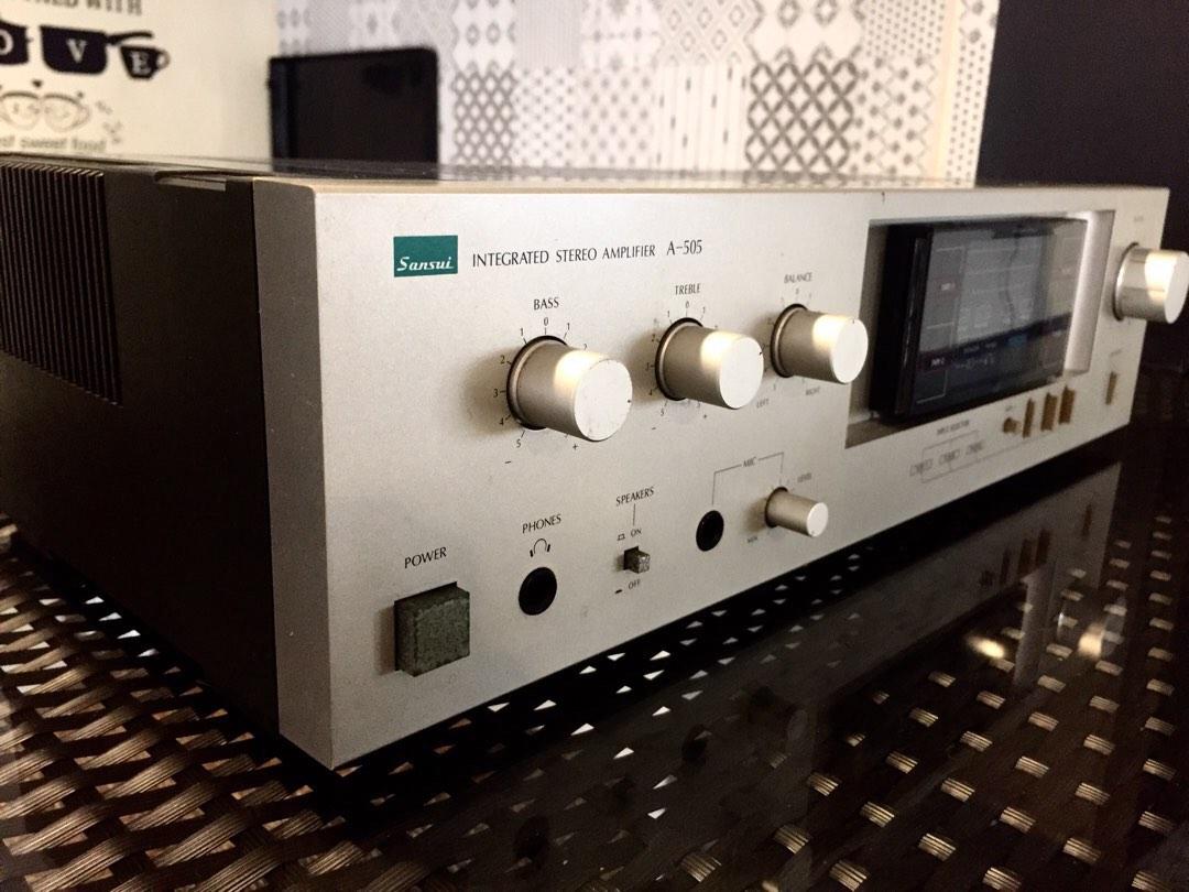 Vintage Sansui Integrated Amplifier and Vintage Sansui 2way Speaker ...