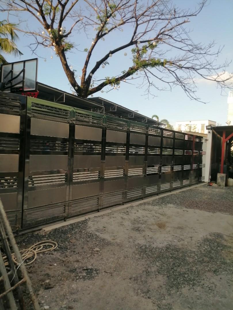 Automatic Stainless Sliding Gate, Commercial & Industrial, Construction ...