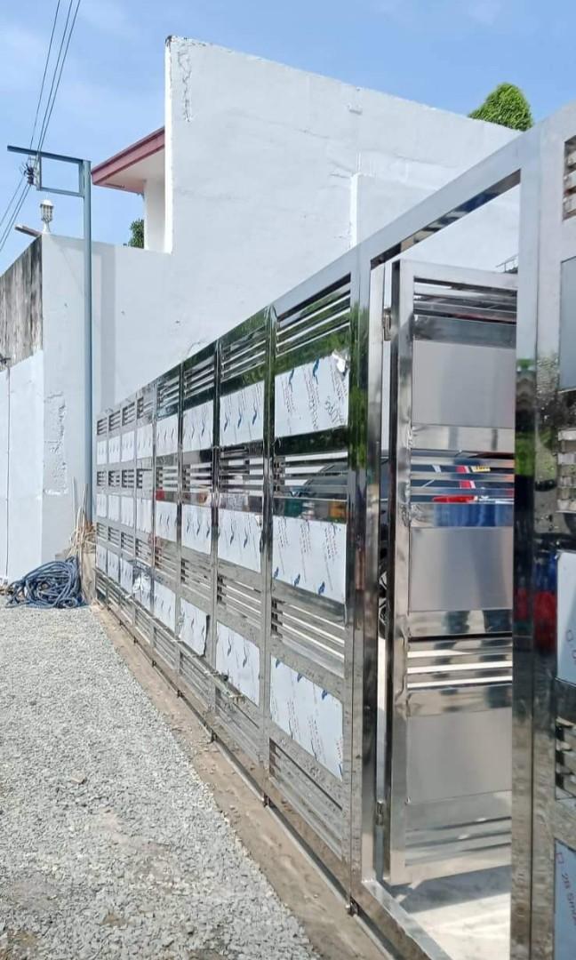 Automatic Stainless Sliding Gate, Commercial & Industrial, Construction ...