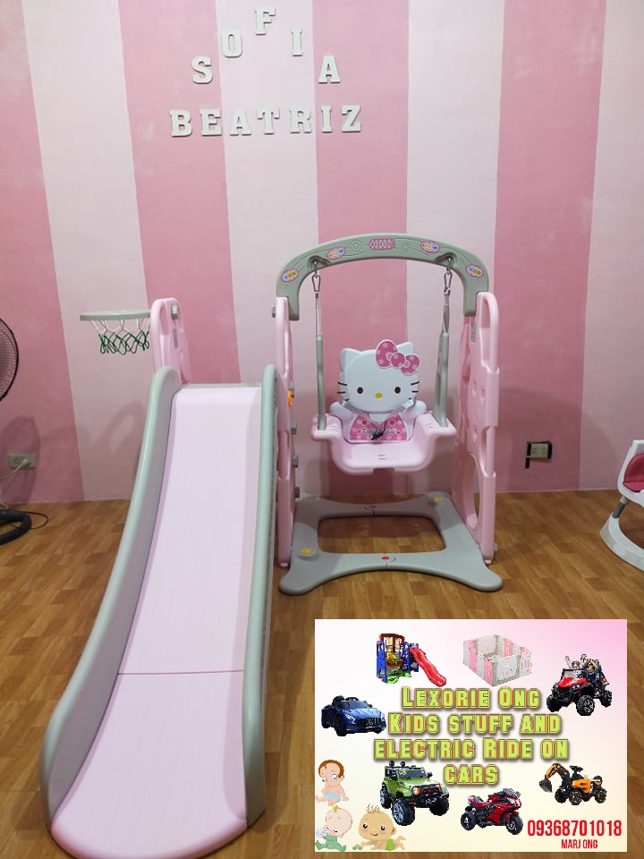 BIG HELLO KITTY SLIDE, Hobbies & Toys, Toys & Games on Carousell