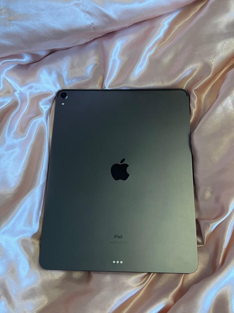 (BROKEN) iPad Pro 12.9inch 3rd Gen, Mobile Phones & Gadgets, Tablets ...