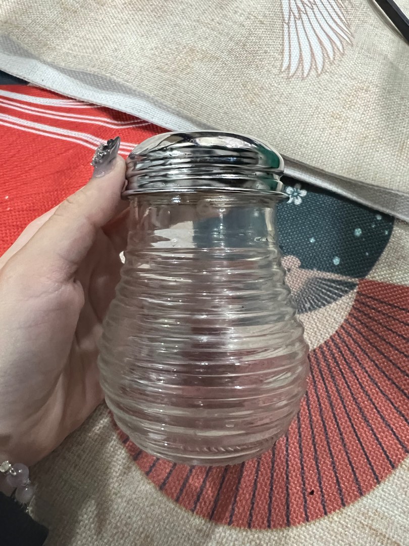 Chilli flakes shaker, Furniture & Home Living, Kitchenware & Tableware ...