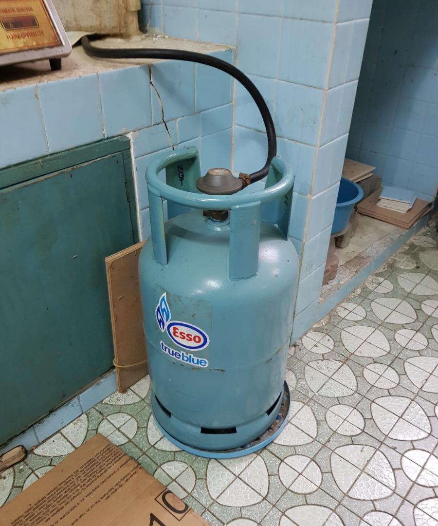 Complete Set Double Gas Cooker with Esso Gas Cylinder and Regulator, TV ...