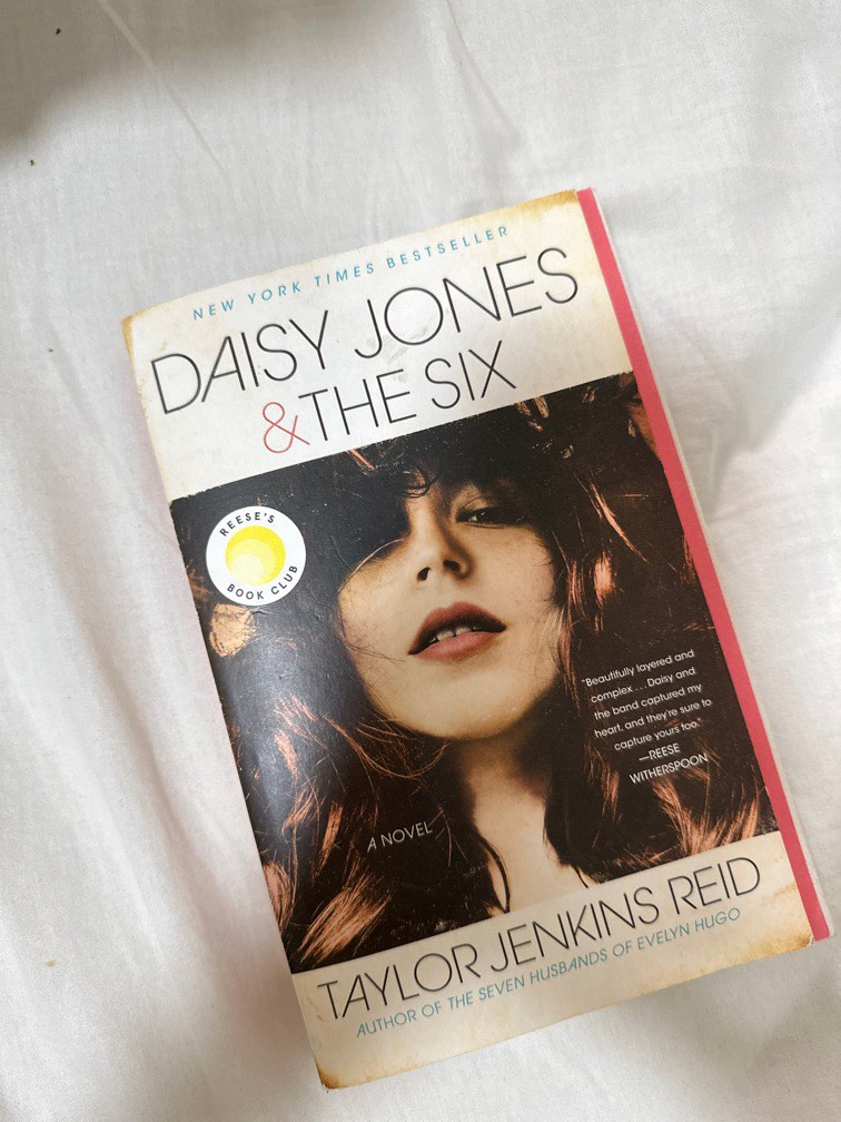 Daisy Jones and the Six by Taylor Jenkins Reid, Hobbies & Toys, Books ...