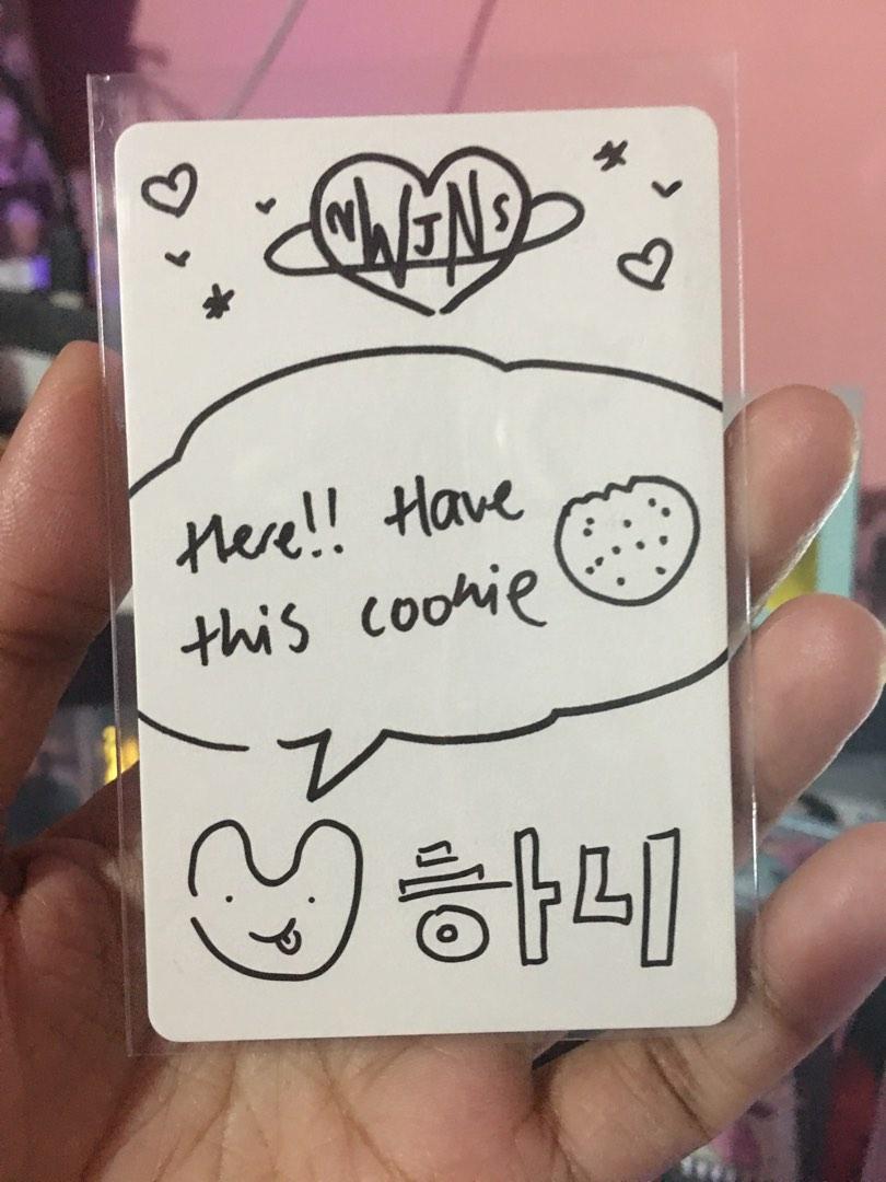 Hanni NewJeans Weverse Album PC, Hobbies & Toys, Memorabilia ...
