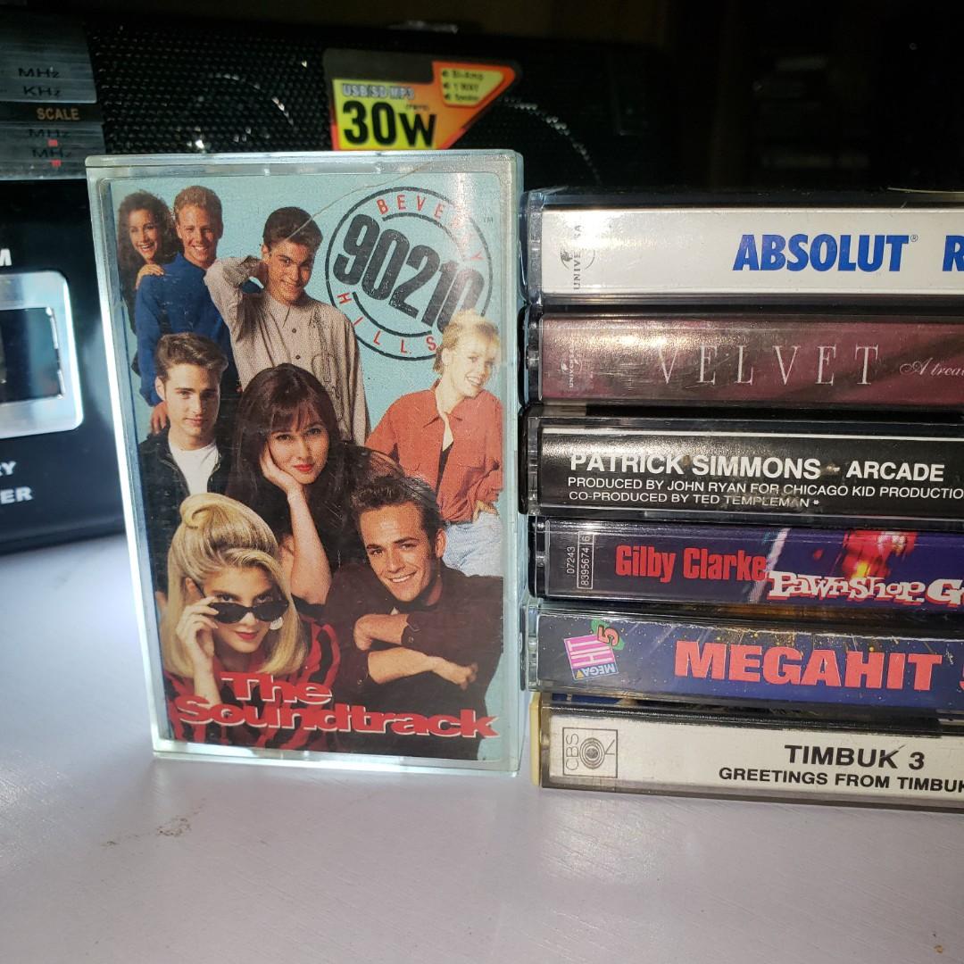 KASET [1993] cassette BEVERLY HILLS , 90210 - The soundtrack, Hobbies & Toys, Music & Media, CDs ...