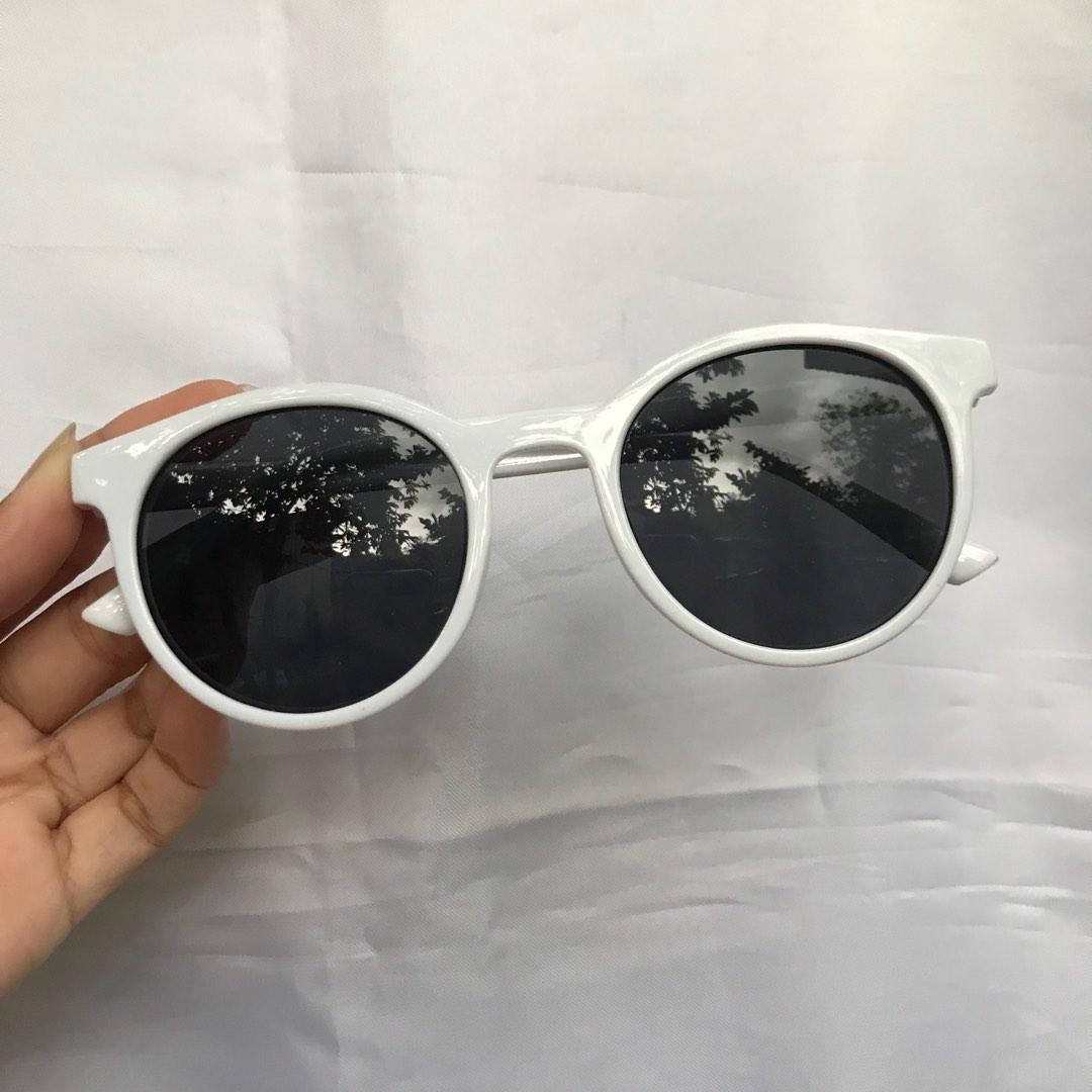 Korean White Sunglasses Minimalist Aesthetic Eyeglasses Sunglass Eyeglass Womens Fashion