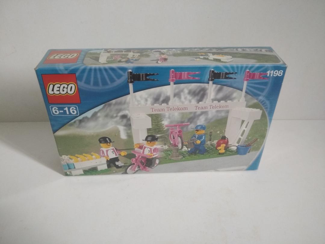 LEGO 1198 Telekom Race Cyclists and Service Crew 單車隊, 興趣及遊戲, 玩具 & 遊戲類 ...