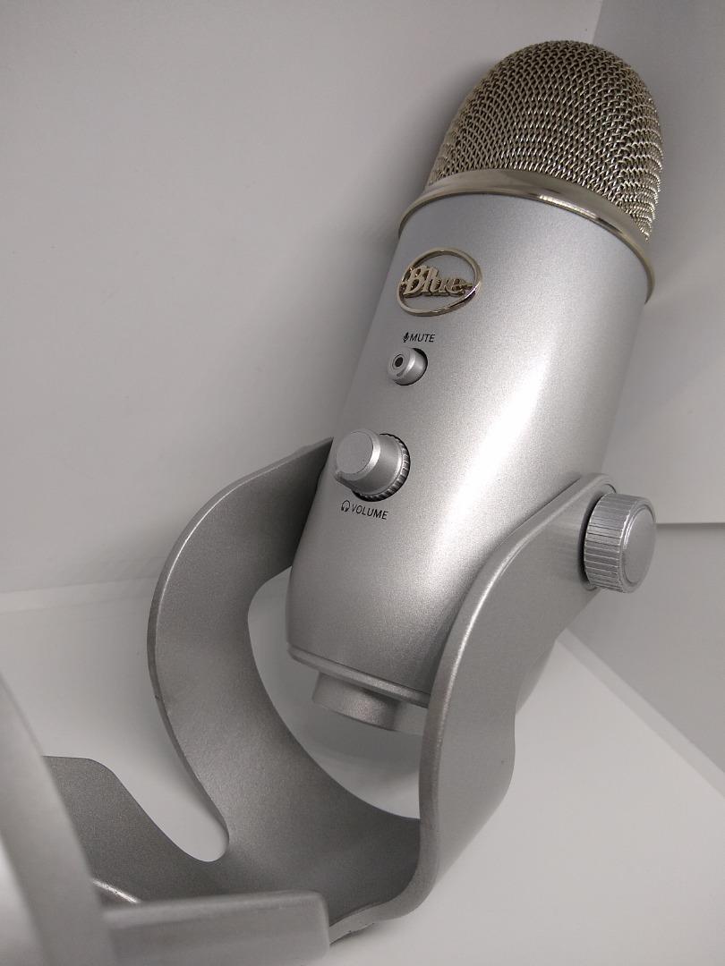 Logitech for Creators Blue Yeti USB Microphone for PC Podcast Gaming ...