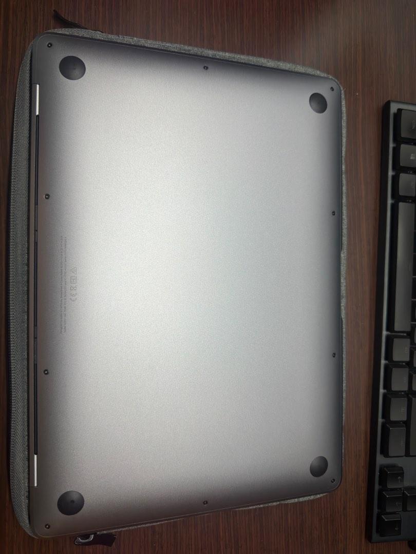 M1 Macbook Air Base model Space grey, Computers & Tech, Laptops ...
