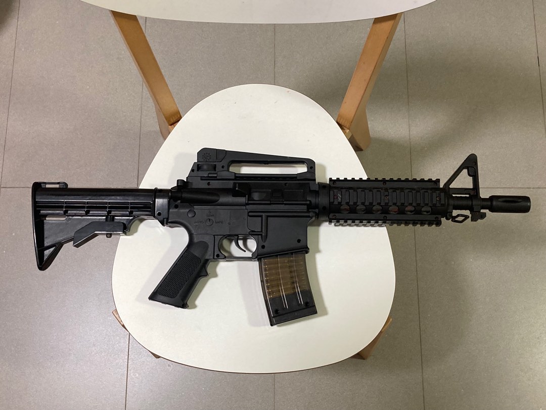 M4 M-16 Toy Rifle 1:1 scale, Hobbies & Toys, Toys & Games on Carousell