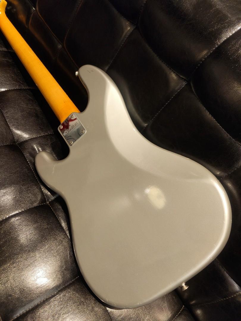 Moollon Classic P, Hobbies & Toys, Music & Media, Musical Instruments ...