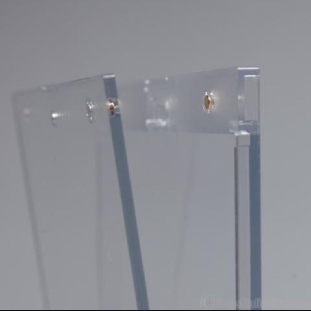 Comic Holder by Ultra Pro Magnetic One Touch (Fits Current & Silver Age ...