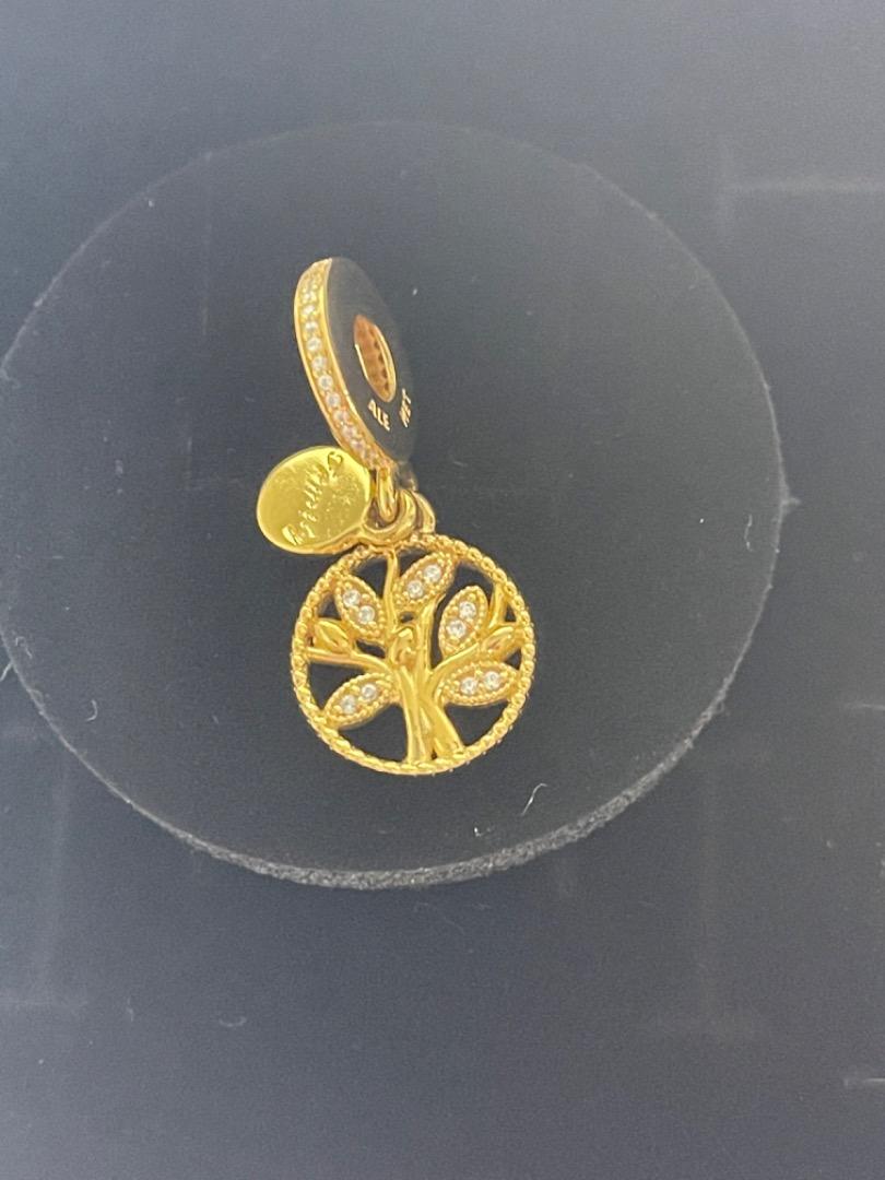 Pandora sparkling family tree dangle charm 14K Gold-plated unique metal ...
