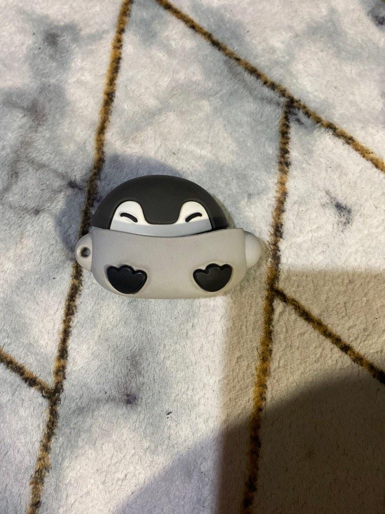 penguin airpod pro case, Mobile Phones & Gadgets, Mobile & Gadget ...