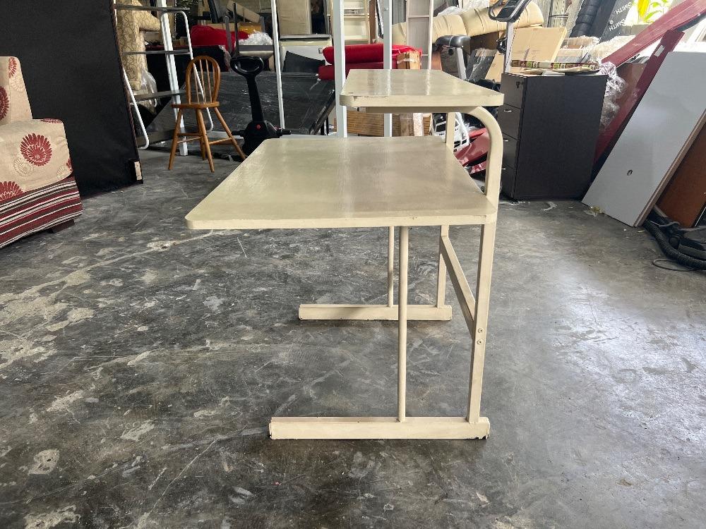 Simple Design 2 Tier Wooden Computer Table / Reka Bentuk Ringkas Meja ...